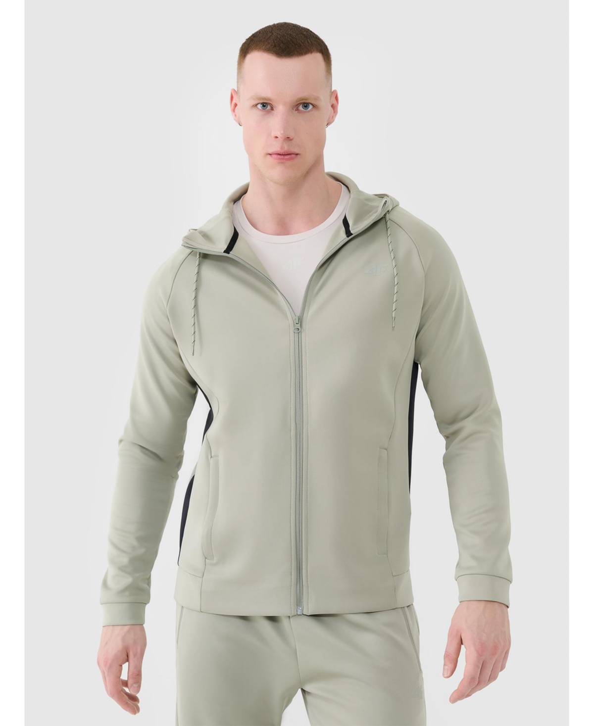 Click here for 4F Mens Zipped Hooded Quick-Drying Training Sweats... prices