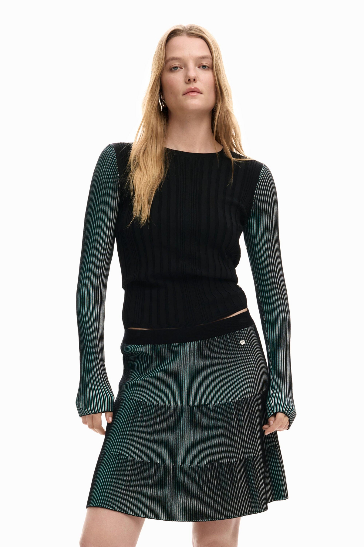 Click here for Desigual Womens Fine Pleated Sweater - Black prices
