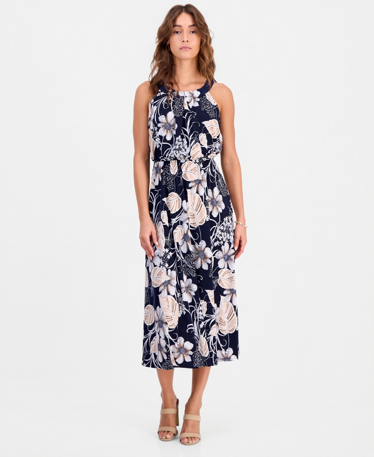 Click here for Robbie Bee Petite Printed Sleeveless Jersey Dress... prices