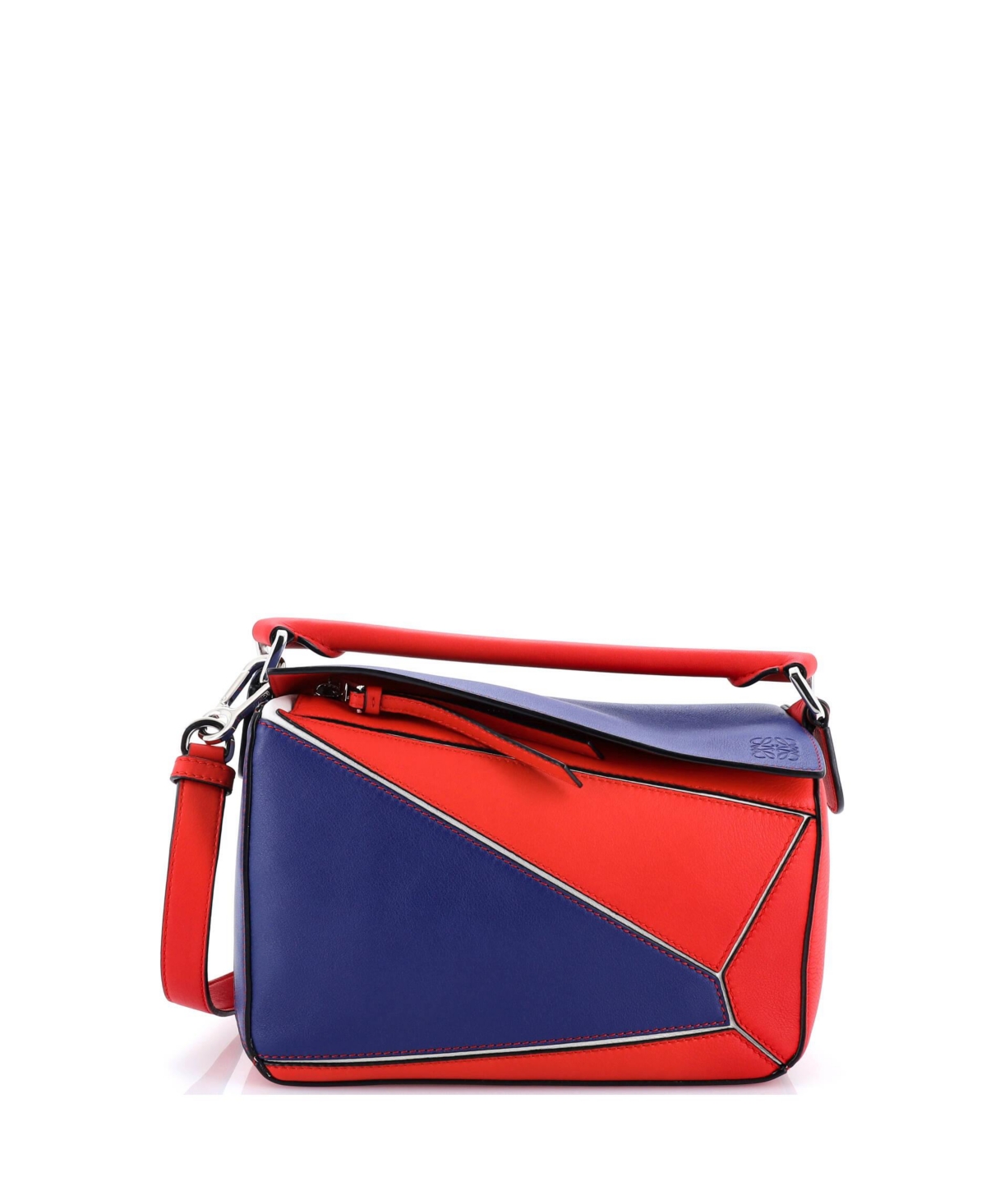 Click here for Pre-Owned Loewe Small Puzzle Bag Leather - Red prices