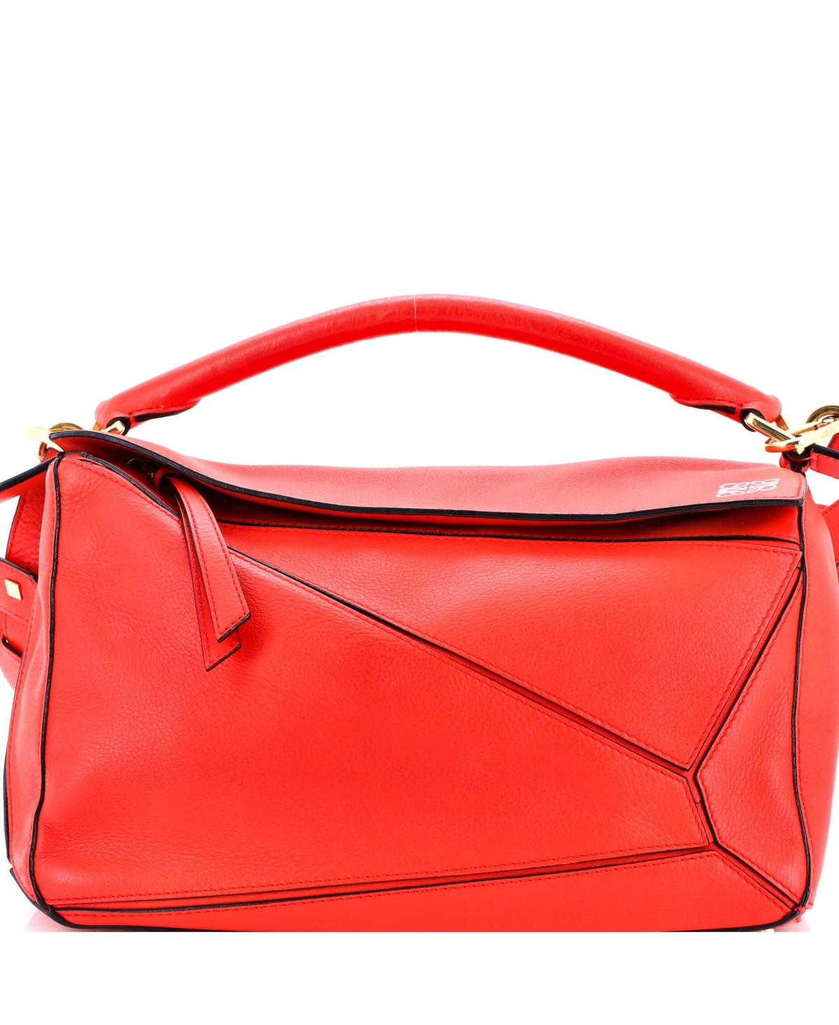 Click here for Pre-Owned Loewe Medium Puzzle Bag Leather - Red prices