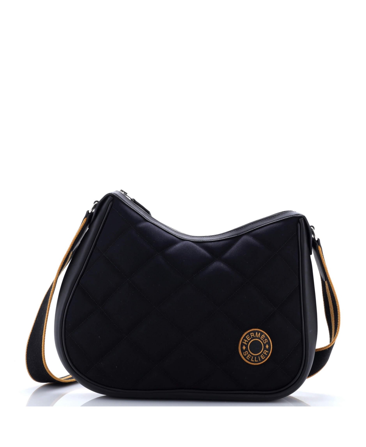 Click here for Pre-Owned HERMES Horseback Shoulder Bag Woolycot C... prices