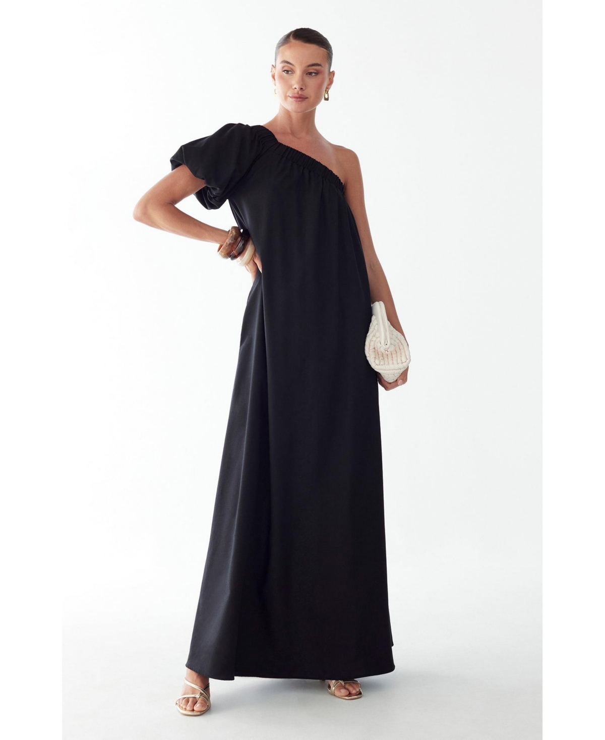 Click here for St Mrlo Womens Jolie Maxi Dress - Black prices