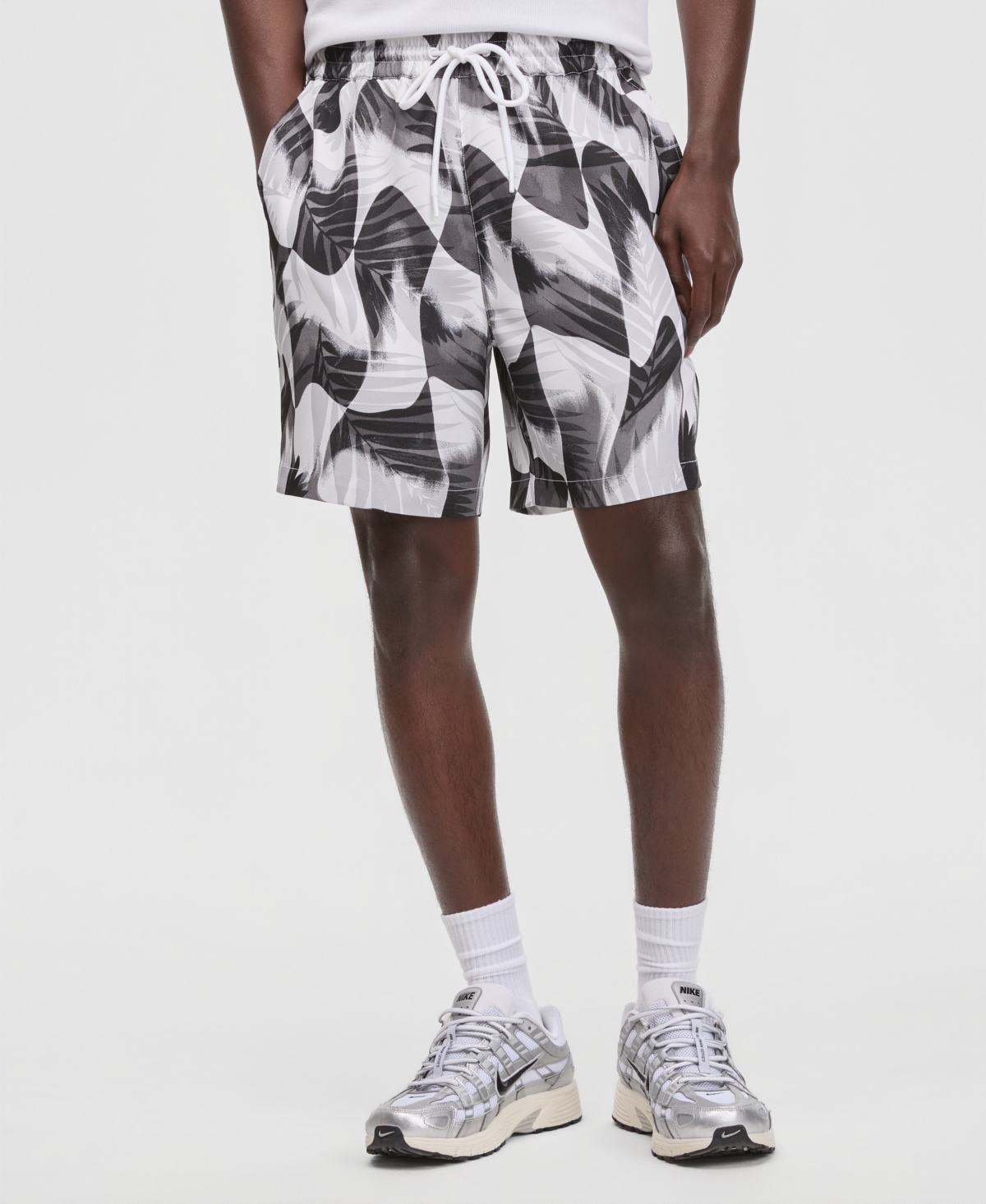 Click here for Mode of One Mens Groove Palm Drawstring 6.5 Shorts... prices