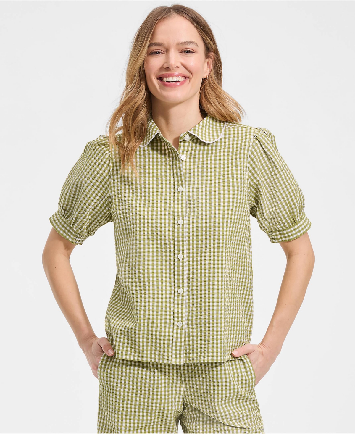 Click here for Lands End Womens Seersucker Peter Pan Collar Shirt... prices