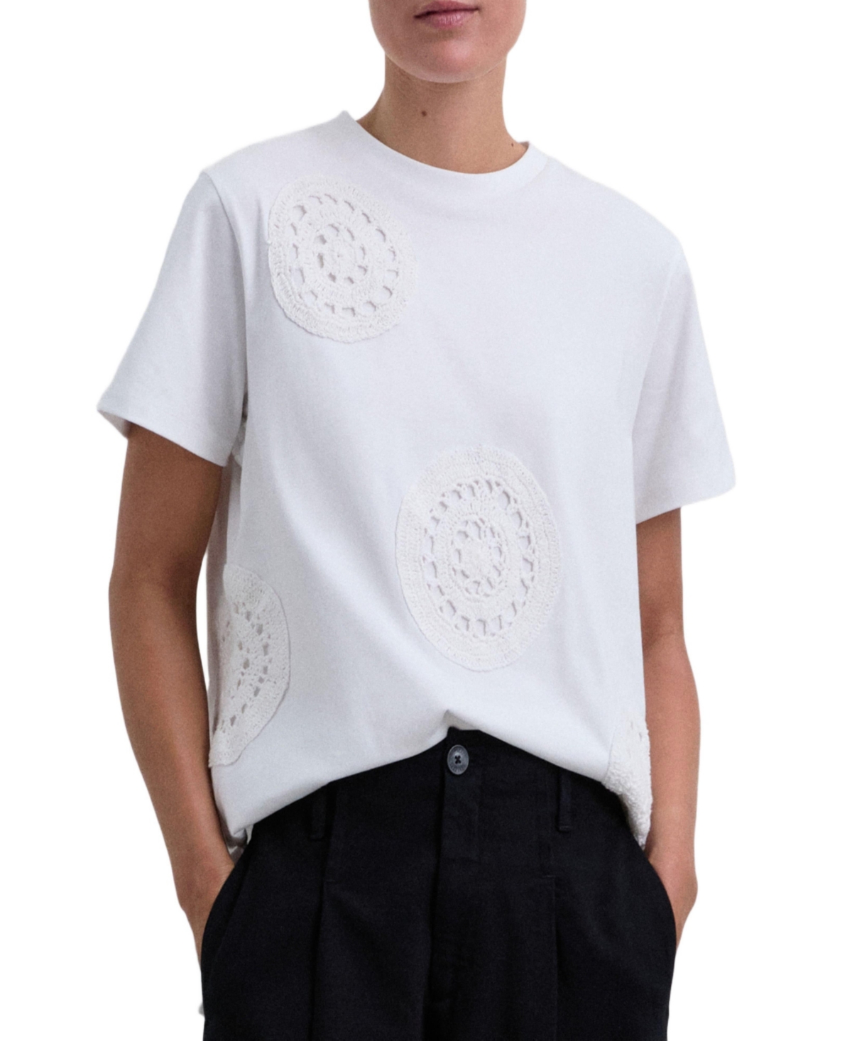 Click here for Scalpers Womens Crochet Aop Tee - Beige overflow 9... prices