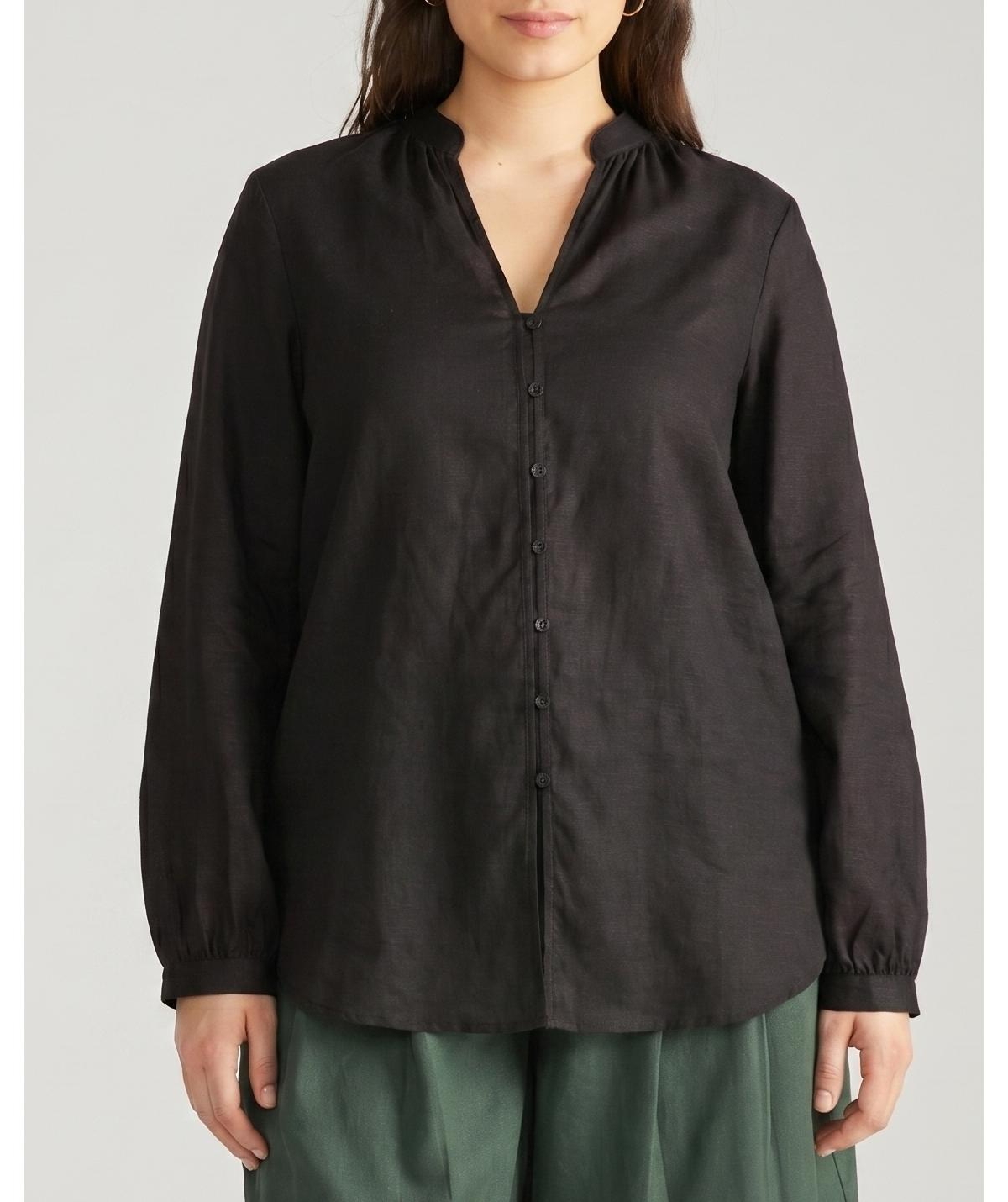 Click here for Universal Standard Plus Size Avalon Linen Blouse -... prices