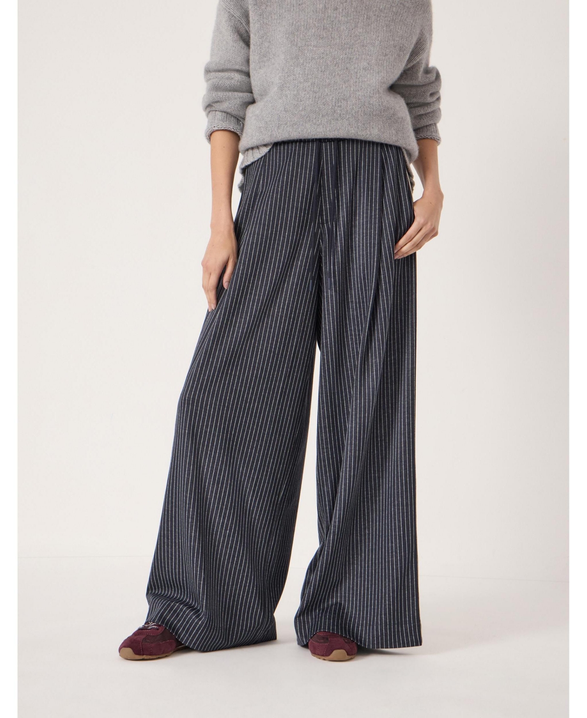 Click here for Hush Womens Taylor Side Stripe Pants - Navy blue prices