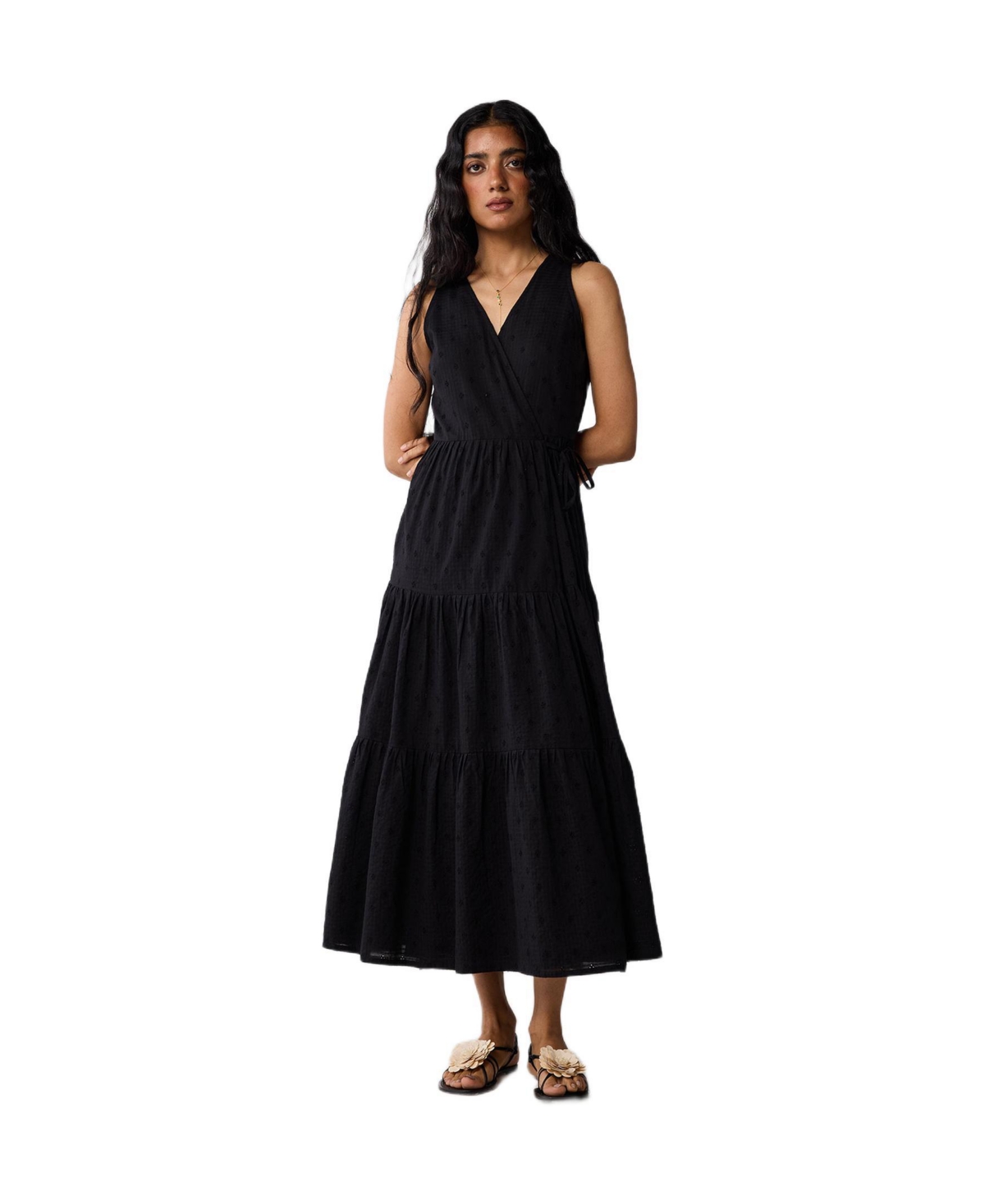 Click here for Reistor Womens Sleeveless Embroidered Wrap Dress w... prices