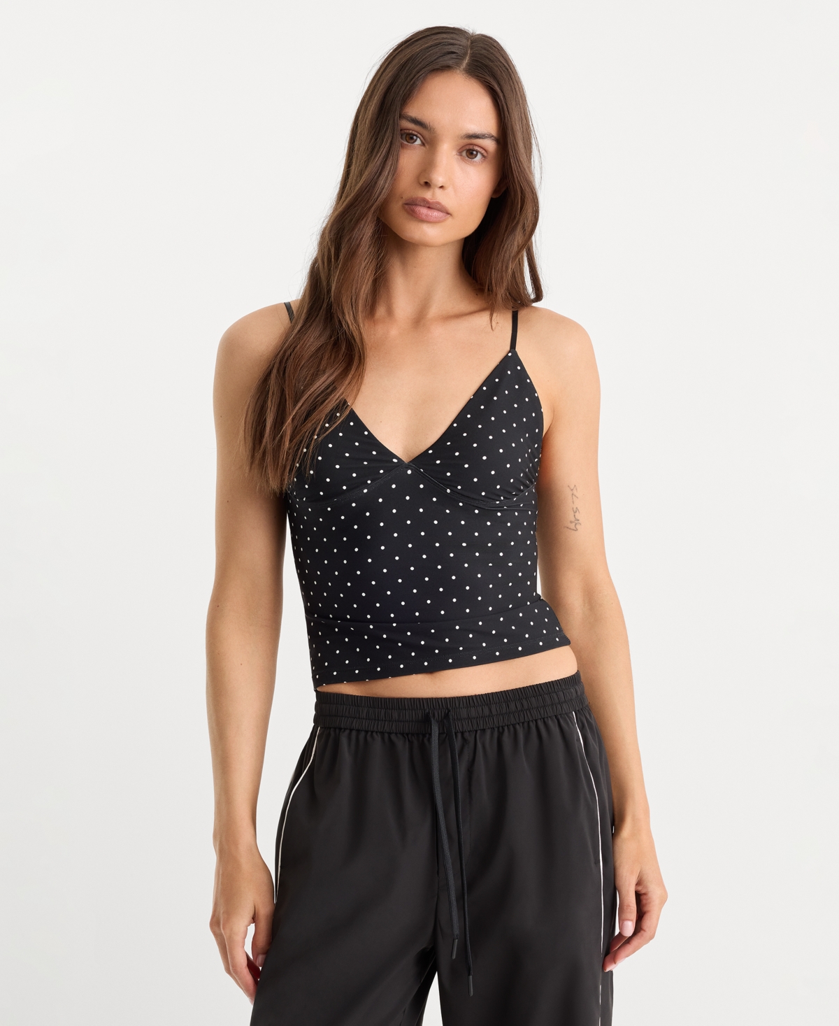 Click here for Good American Womens Pull-On Sleeveless Cami Top -... prices