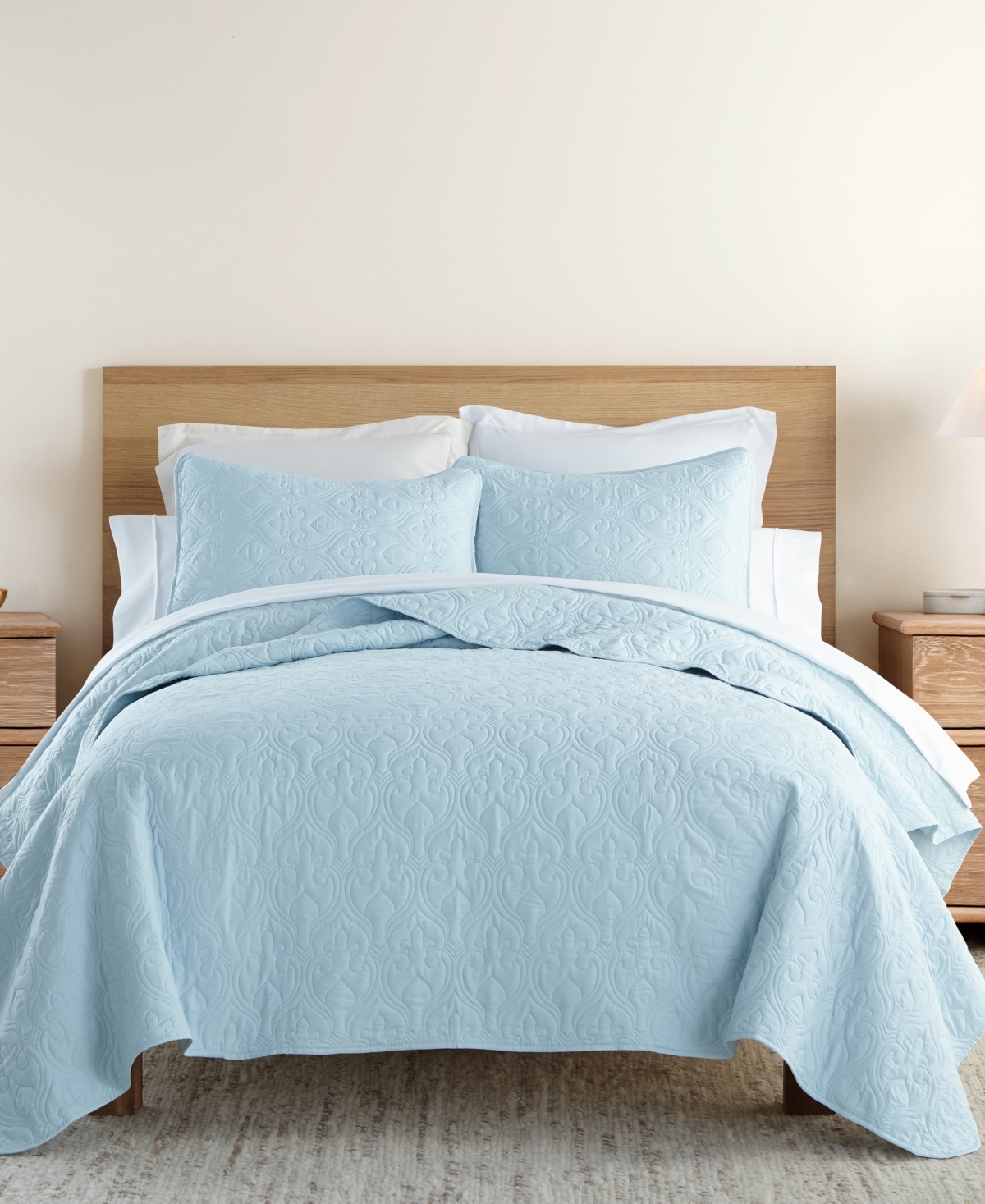 Click here for ienjoy Home Ultra Soft Damask Pattern Lightweight... prices