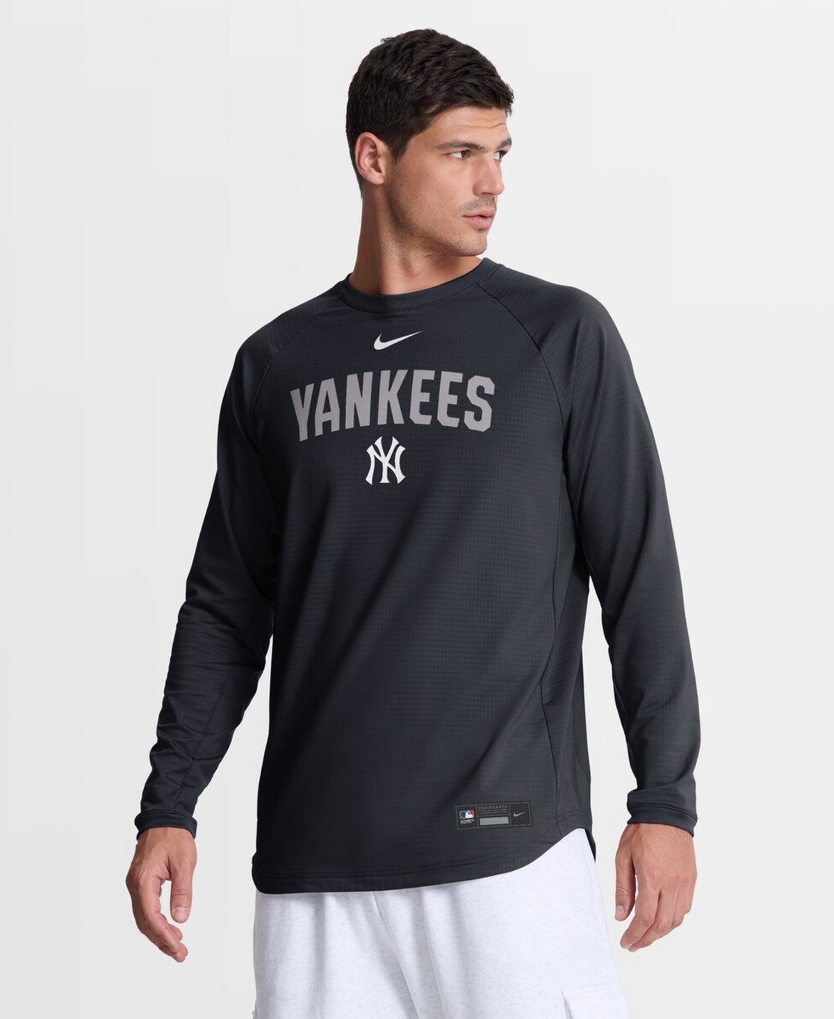 Click here for Nike Mens Navy New York Yankees Authentic Collecti... prices