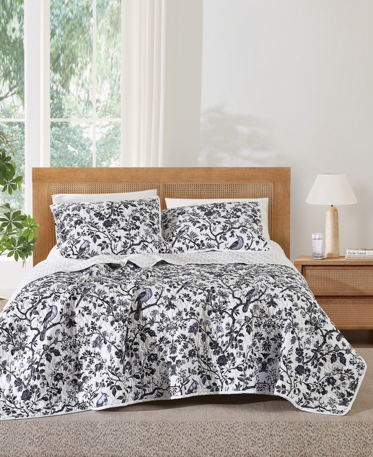 Click here for Brooklyn Loom Ava Floral 2-Piece Quilt Set  Twin/T... prices