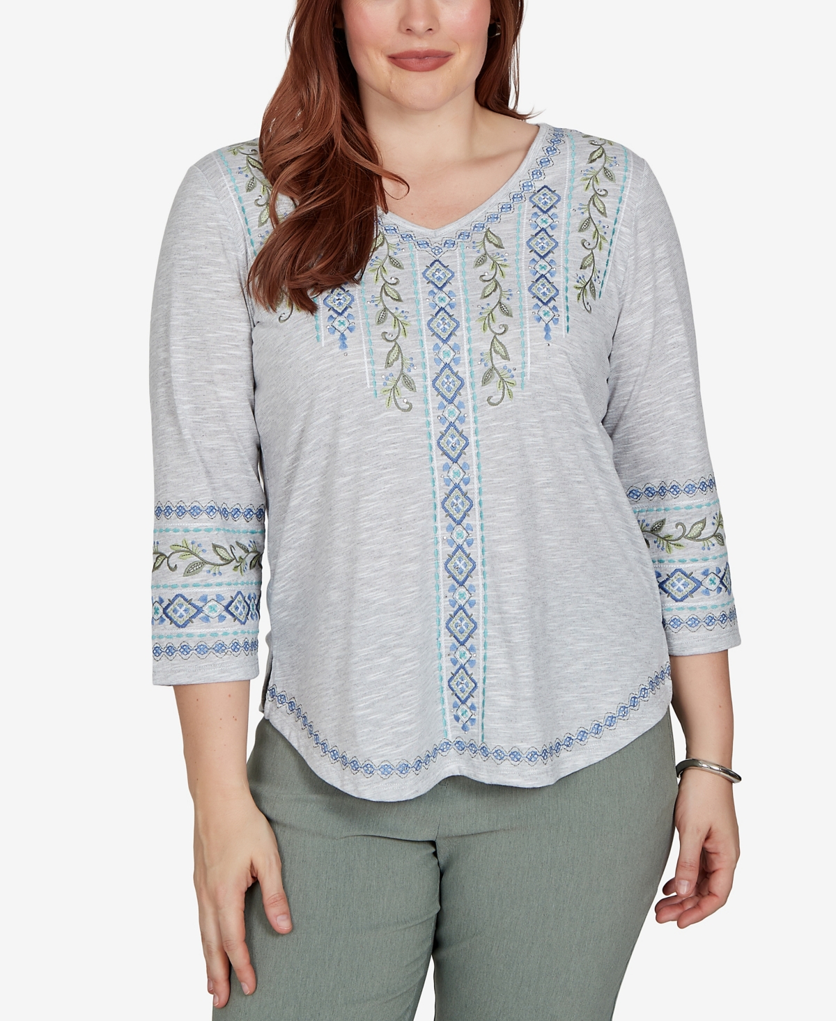 Click here for Alfred Dunner Petite Provence Center Diamond Embro... prices
