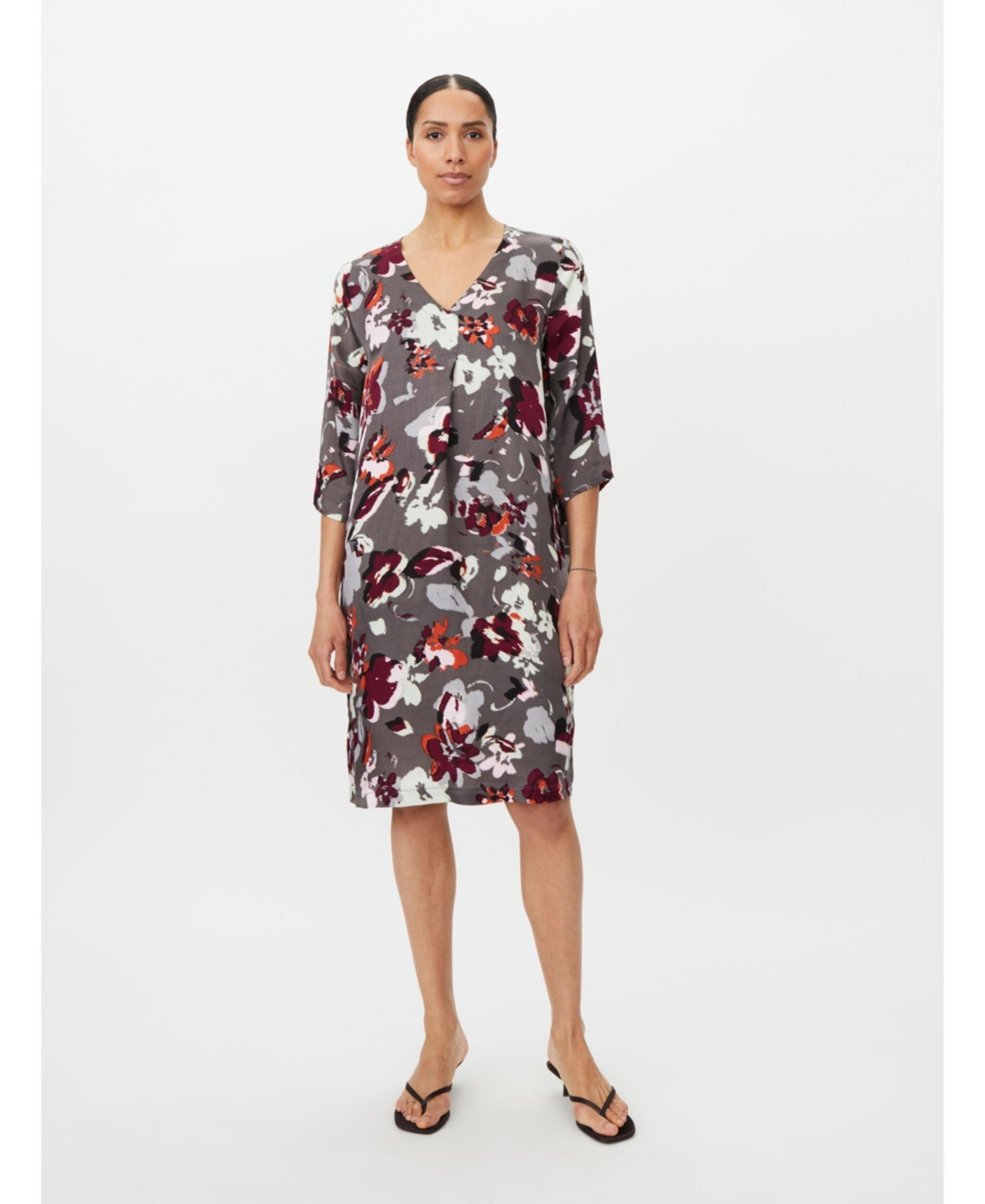 Click here for Masai Copenhagen Womens Manodetta Floral V-Neck Th... prices