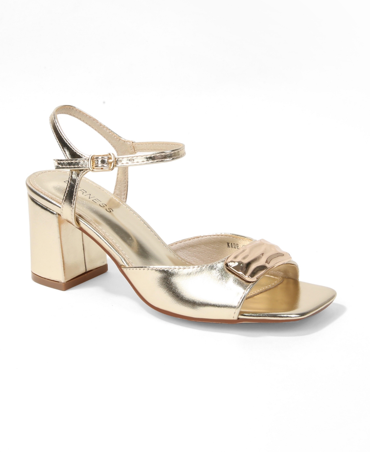 Click here for Berness Womens Kade Nugget Accent Block Heel Sanda... prices