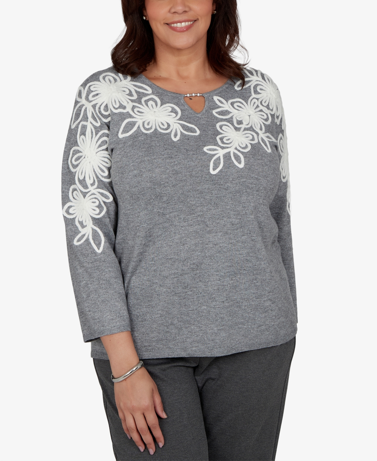 Click here for Alfred Dunner Plus Size 3/4-Sleeve Keyhole Neck Fl... prices