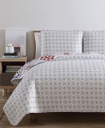 VCNY Home Venus Reversible 2-Pc. Twin Quilt Set - Macy's