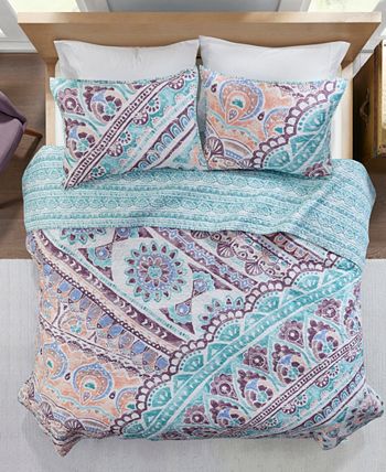 Intelligent Design Lidia 2-Piece Twin/Twin XL Reversible Coverlet Set ...