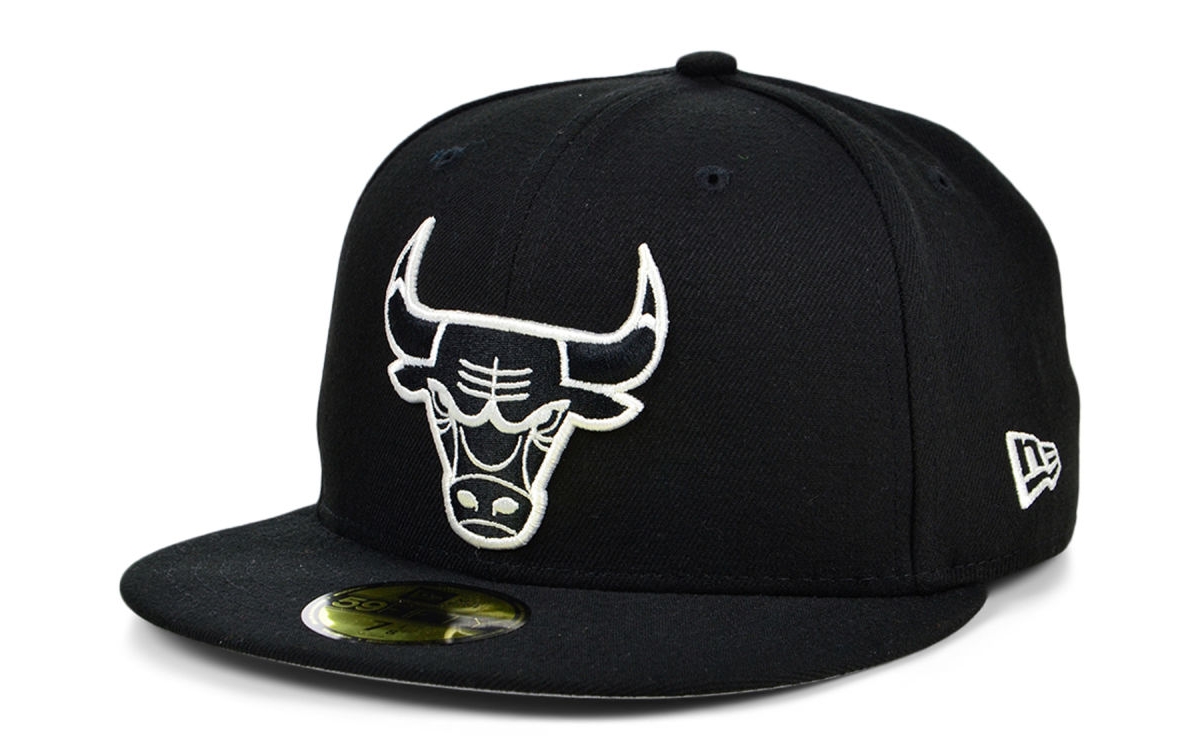 Click here for Mens New Era Black Chicago Bulls Black and White L... prices