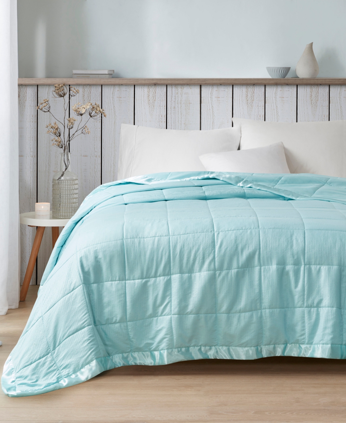 Click here for Madison Park Cambria Oversized Down Alternative Sa... prices