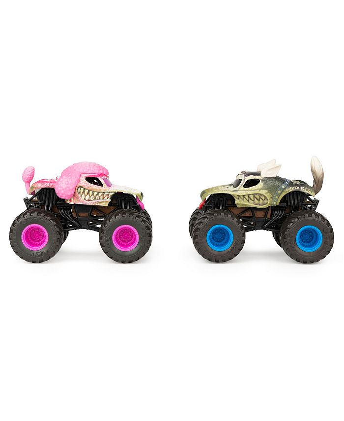 Monster Jam Official Monster Mutt Poodle vs. Monster Mutt Husky Color ...