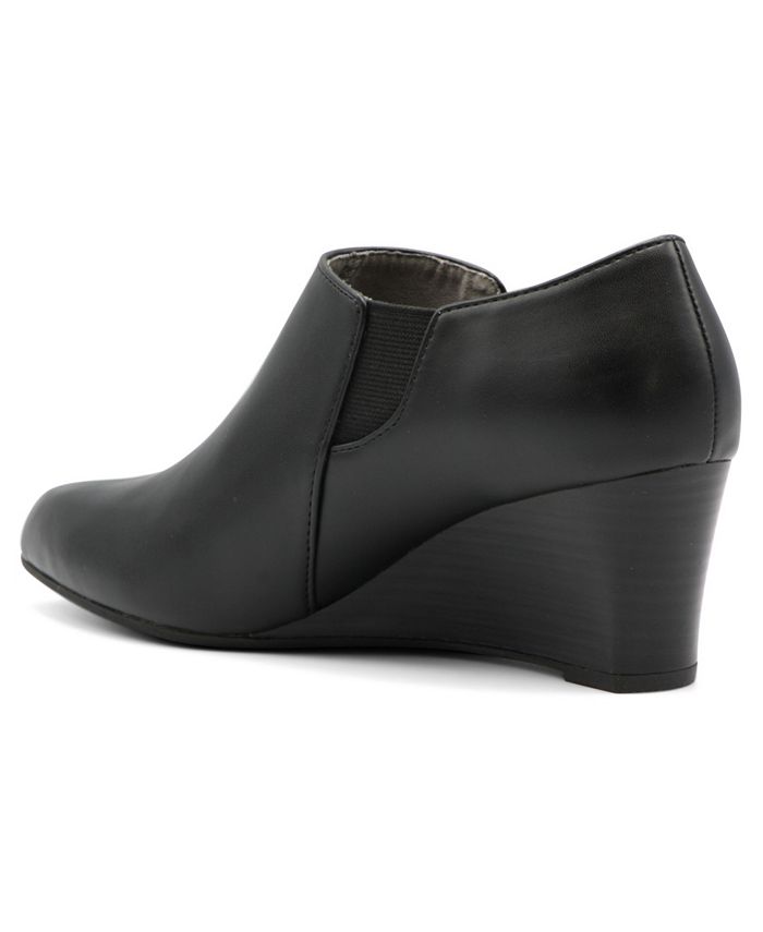 Adrienne Vittadini Women's Midge Wedge Heeled Shooties & Reviews ...
