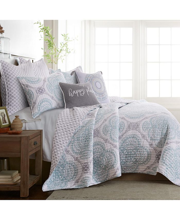 Levtex Shutters Sophisticated Medallion 3-Pc. Quilt Set, Full/Queen ...