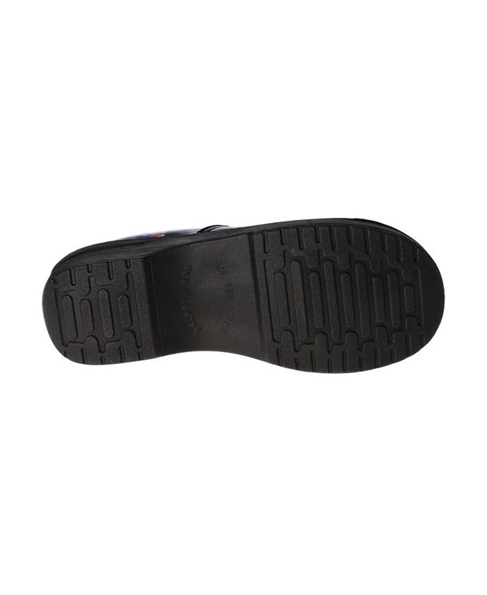 Easy Street Women's Lyndee Slip Resistant Clogs - Macy's
