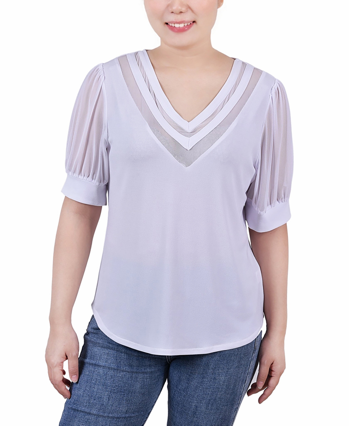 Click here for Petite Size Short Puff Sleeve V-neck Top - White prices