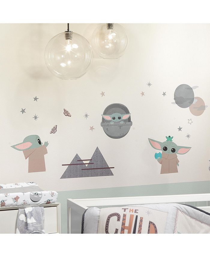 Lambs & Ivy Star Wars The Mandalorian The Child/Baby Yoda Wall Decals ...