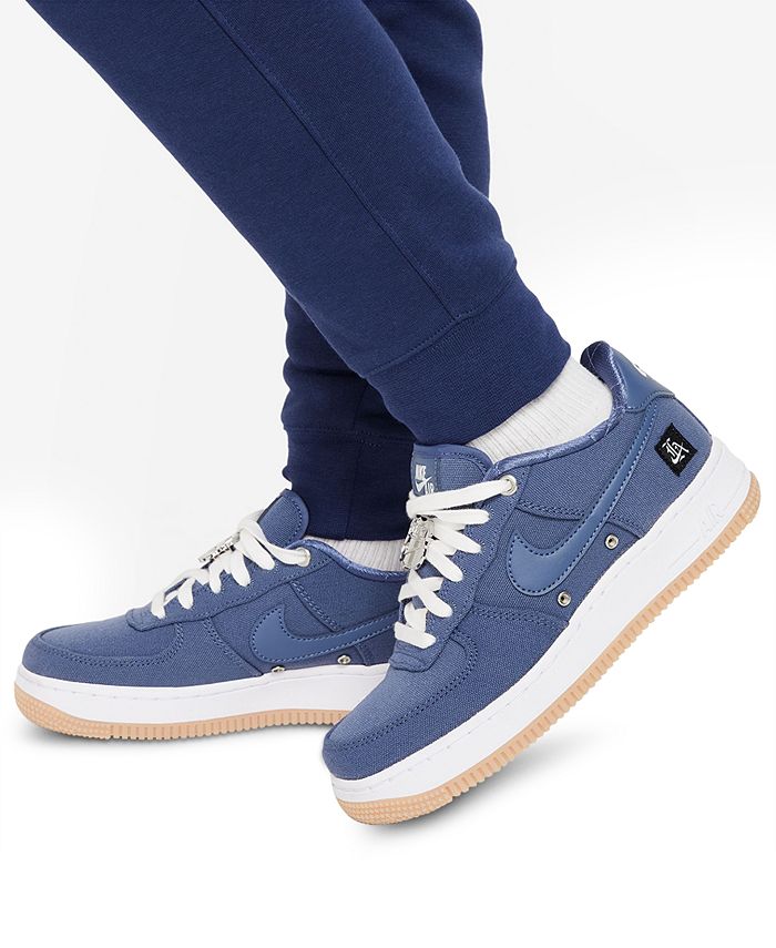 Nike Big Kids Sportswear Standard-Fit Logo-Print Fleece Cargo Joggers ...