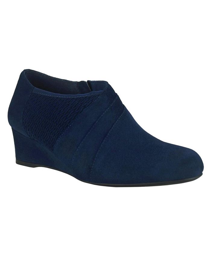 Impo Women's Ginger Stretch Wedge Shooties - Macy's