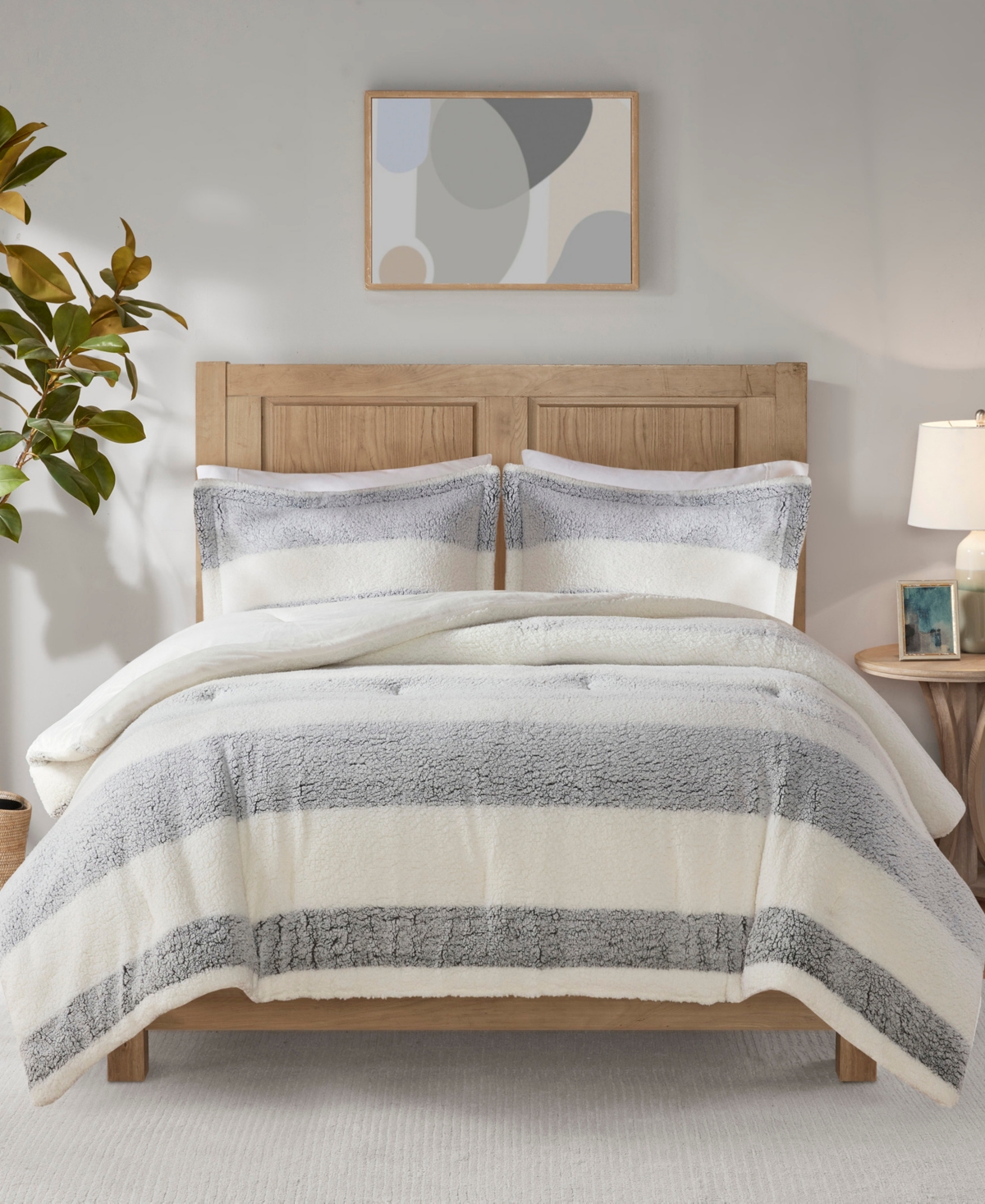 Click here for Madison Park Hollis Sherpa 3-Piece Comforter Set... prices