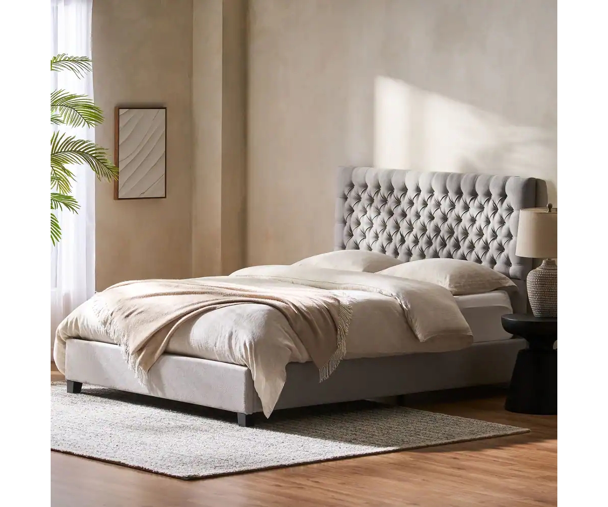 Click here for Simplie Fun Classic Queen-Size Upholstered Platfor... prices