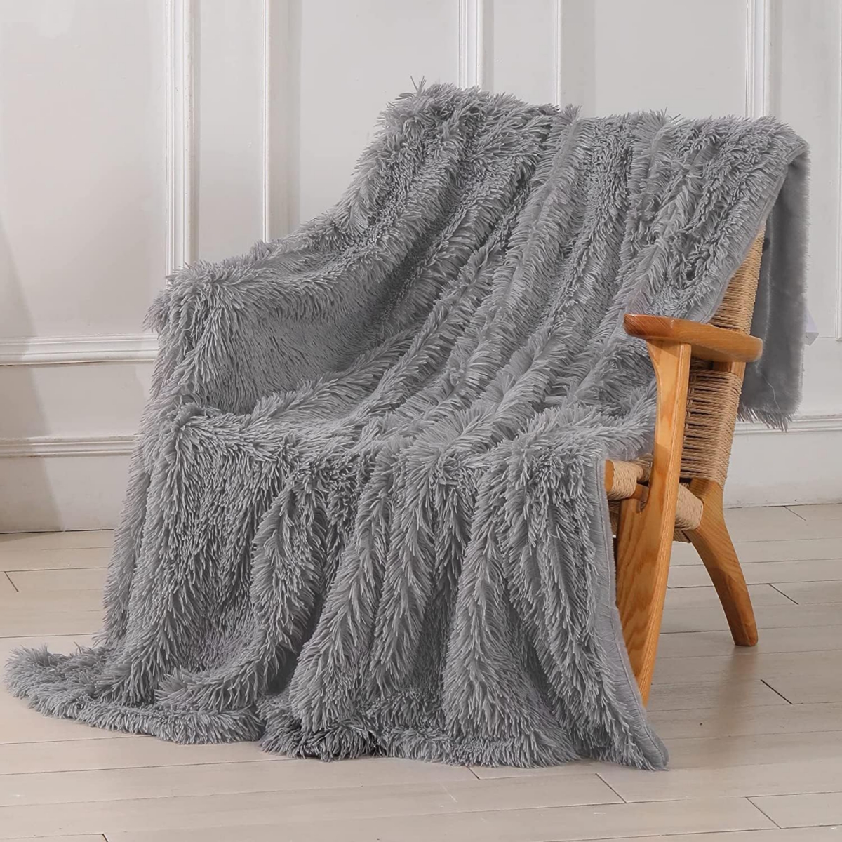 Click here for Kate Aurora Oversized Soft & Plush Throw  50 x 70... prices