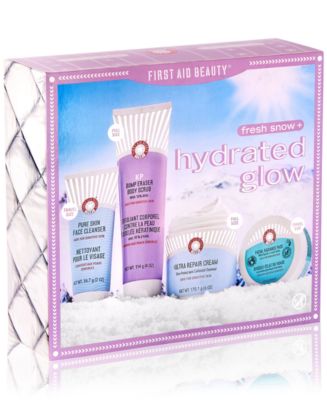 First Aid Beauty Bundle Up + Hydrate Holiday Gift Set - Full Face ...