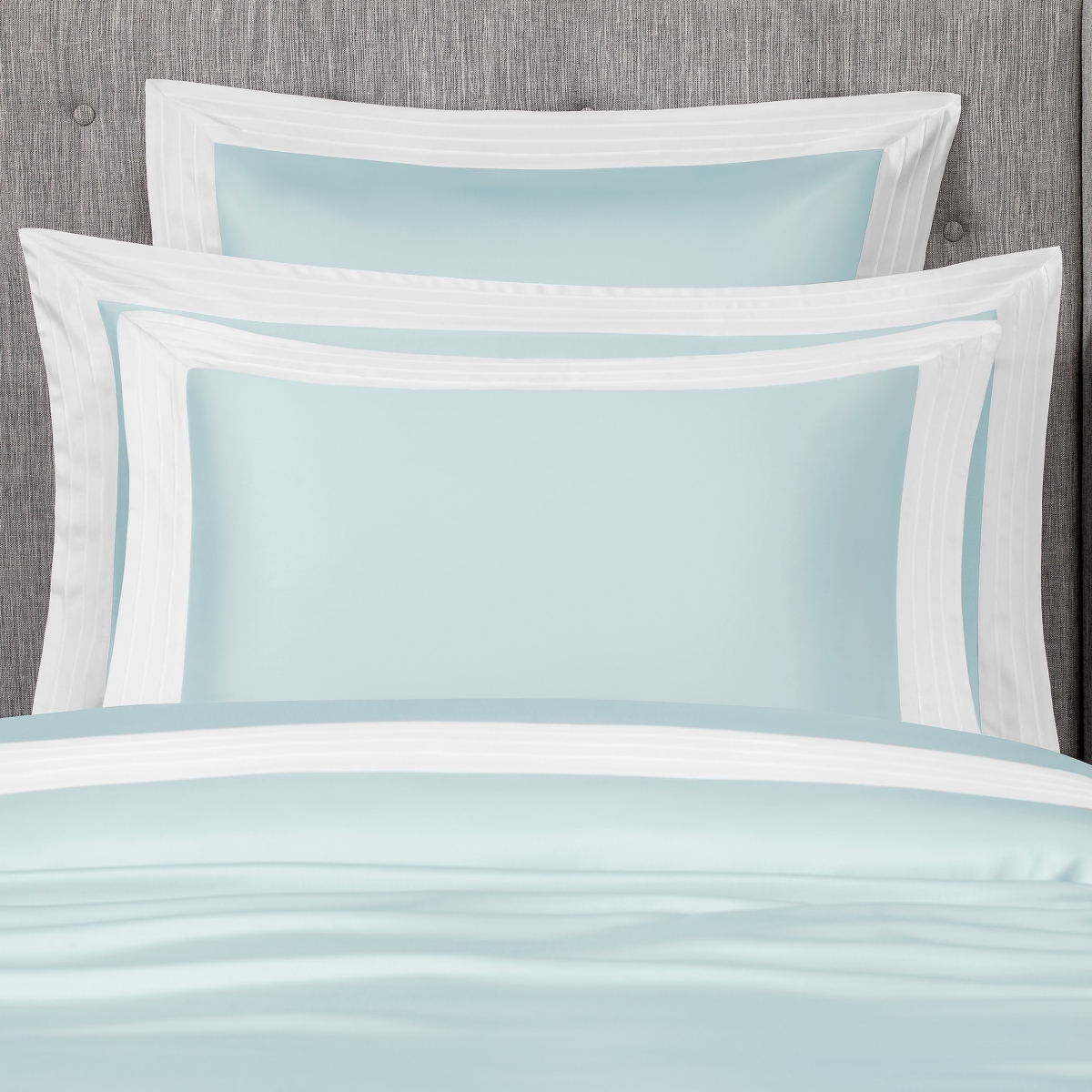 Click here for Togas Eden Sham King blue/white - Blue prices
