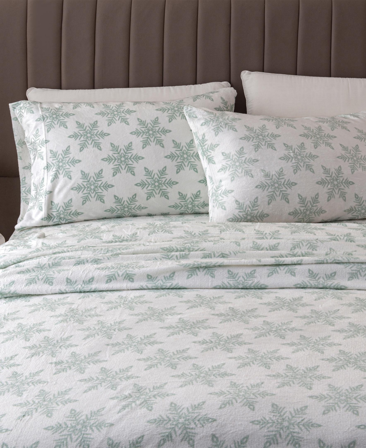 Click here for Linery & Co. Ultra-Soft Printed Velvet Plush Sheet... prices