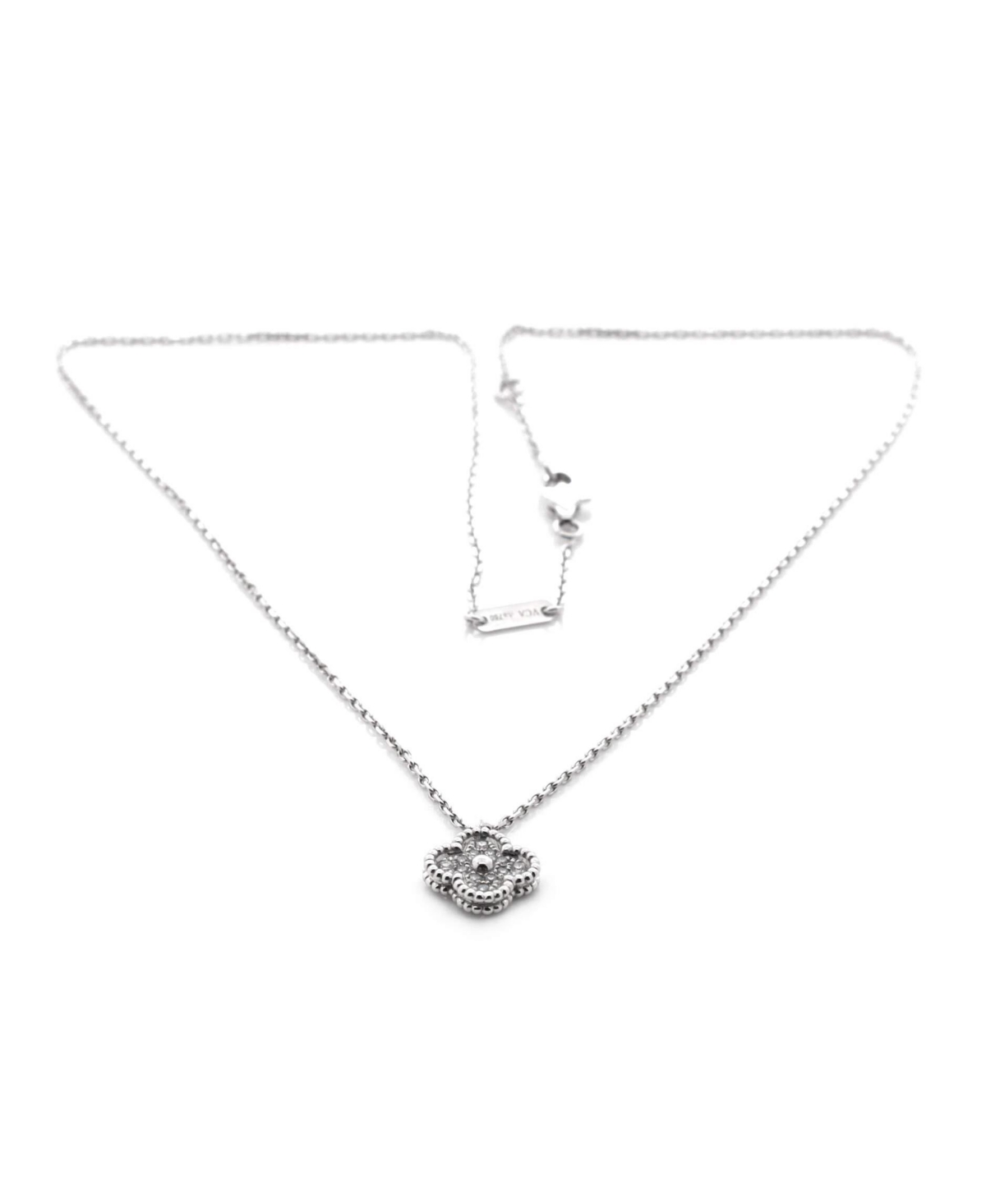Click here for Pre-Owned Van Cleef & Arpels Sweet Alhambra Pendan... prices