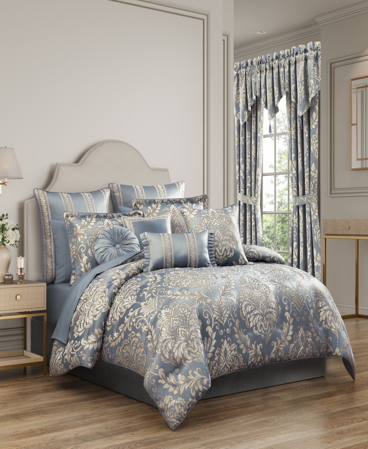 Click here for Royal Court Lorenzo Damask 3-Pc. Comforter Set  Ki... prices