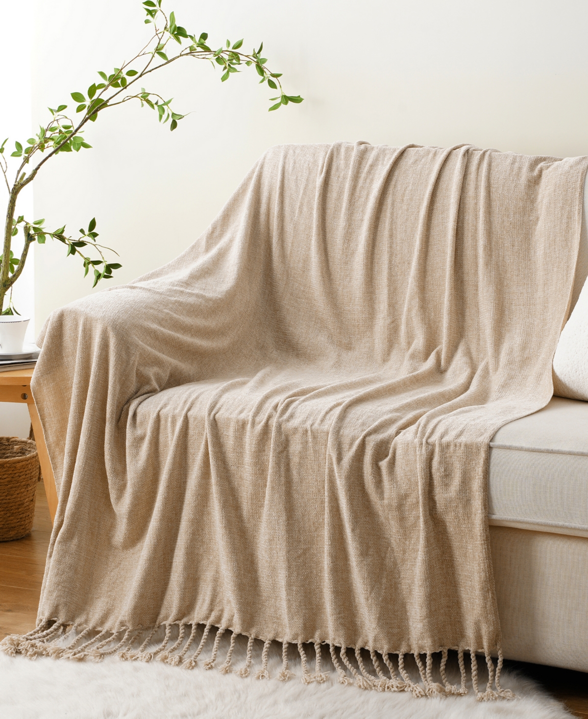 Click here for Battilo Lifestyle Chenille Throw with Fringe Tasse... prices