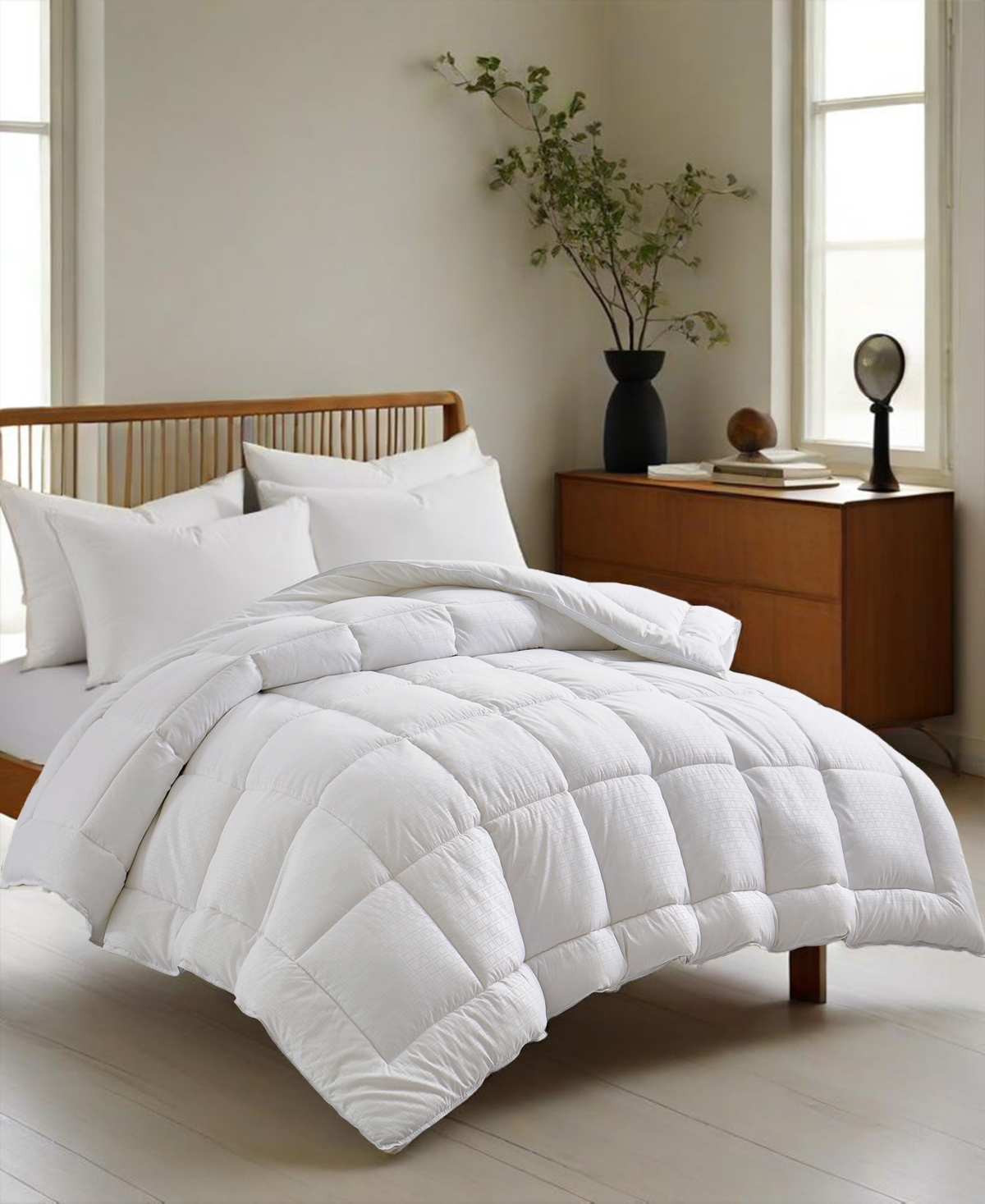 Click here for Unikome Lightweight Down Alternative Comforter  Fu... prices