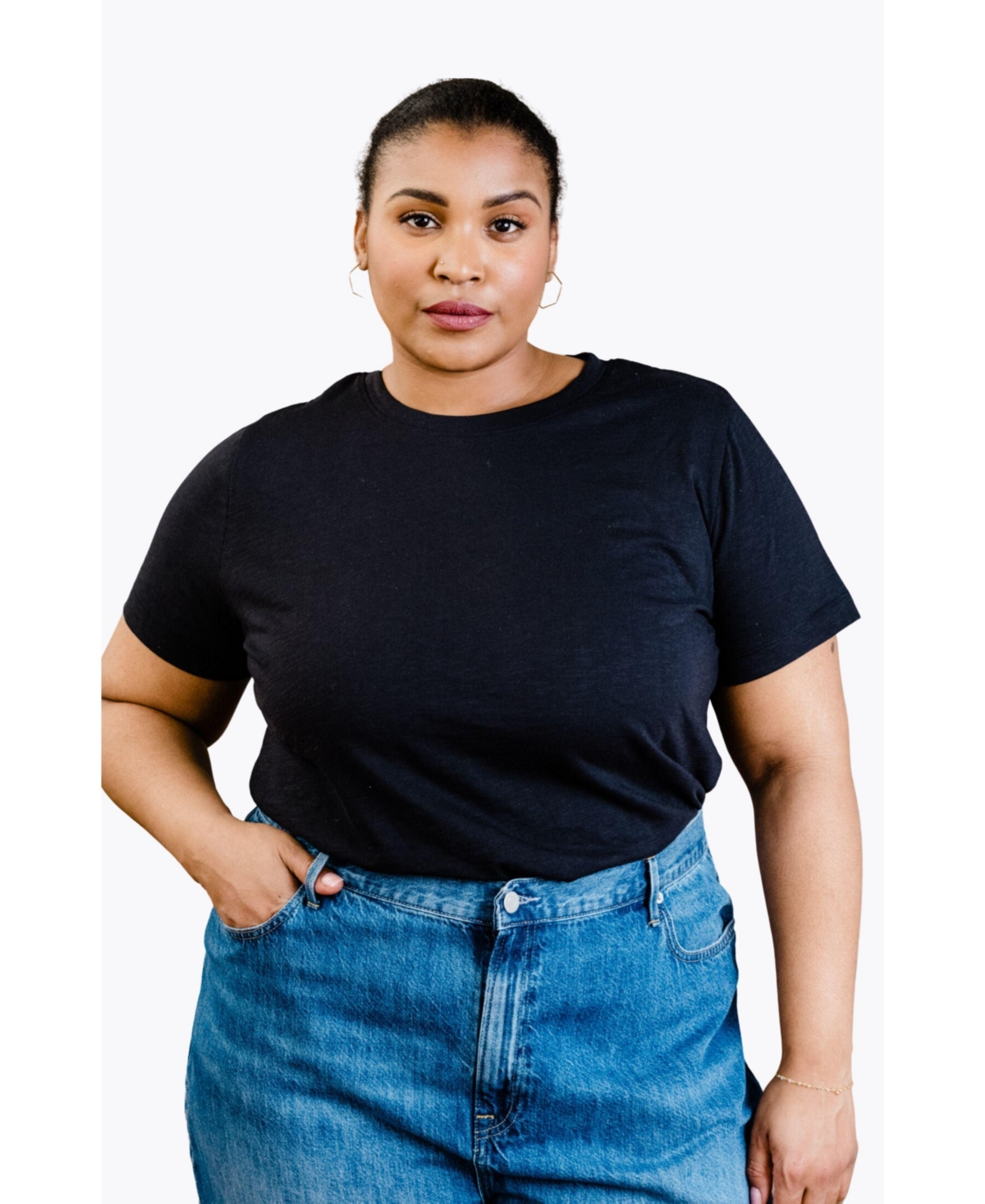 Click here for Able Womens Everyday Tee - Black prices