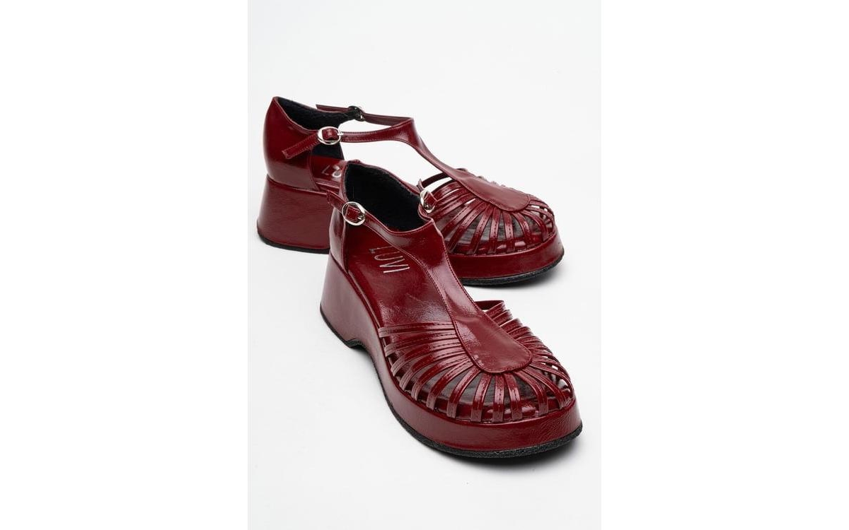 Click here for Prologue Shoes Aniel Platform Wedge Sandal (Women)... prices