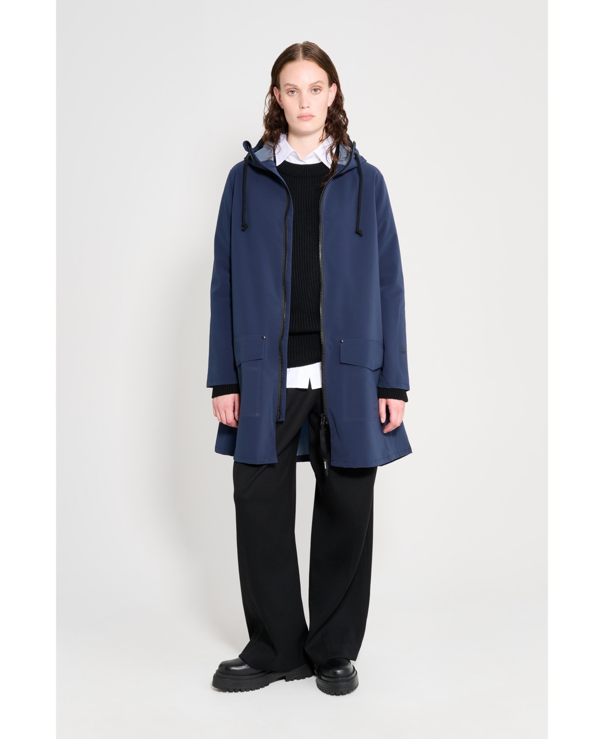 Click here for Stutterheim Womens Mosebacke Patch Raincoat - Navy prices