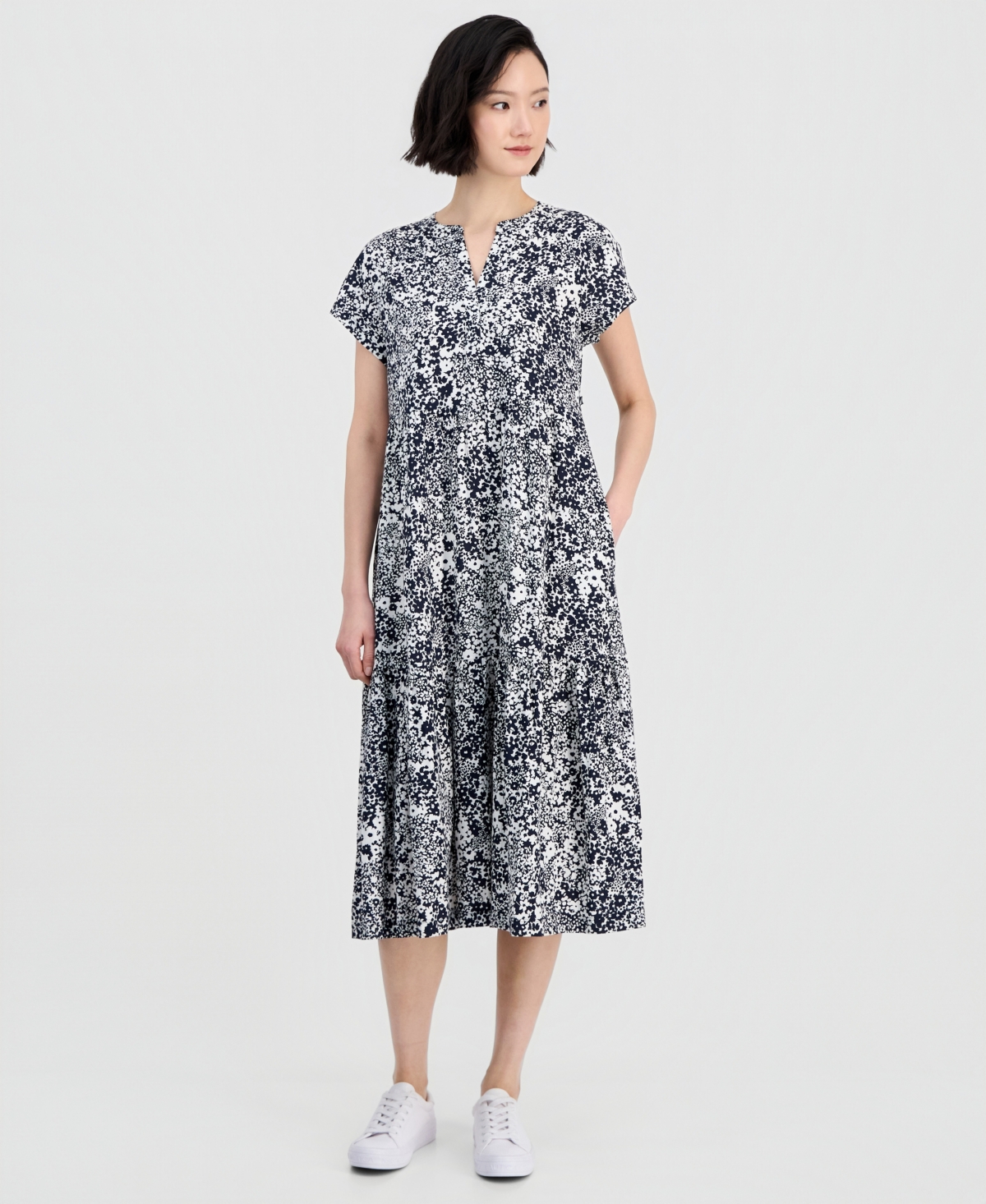 Click here for Nautica Jeans Womens Shadow Floral Tiered Midi Dre... prices