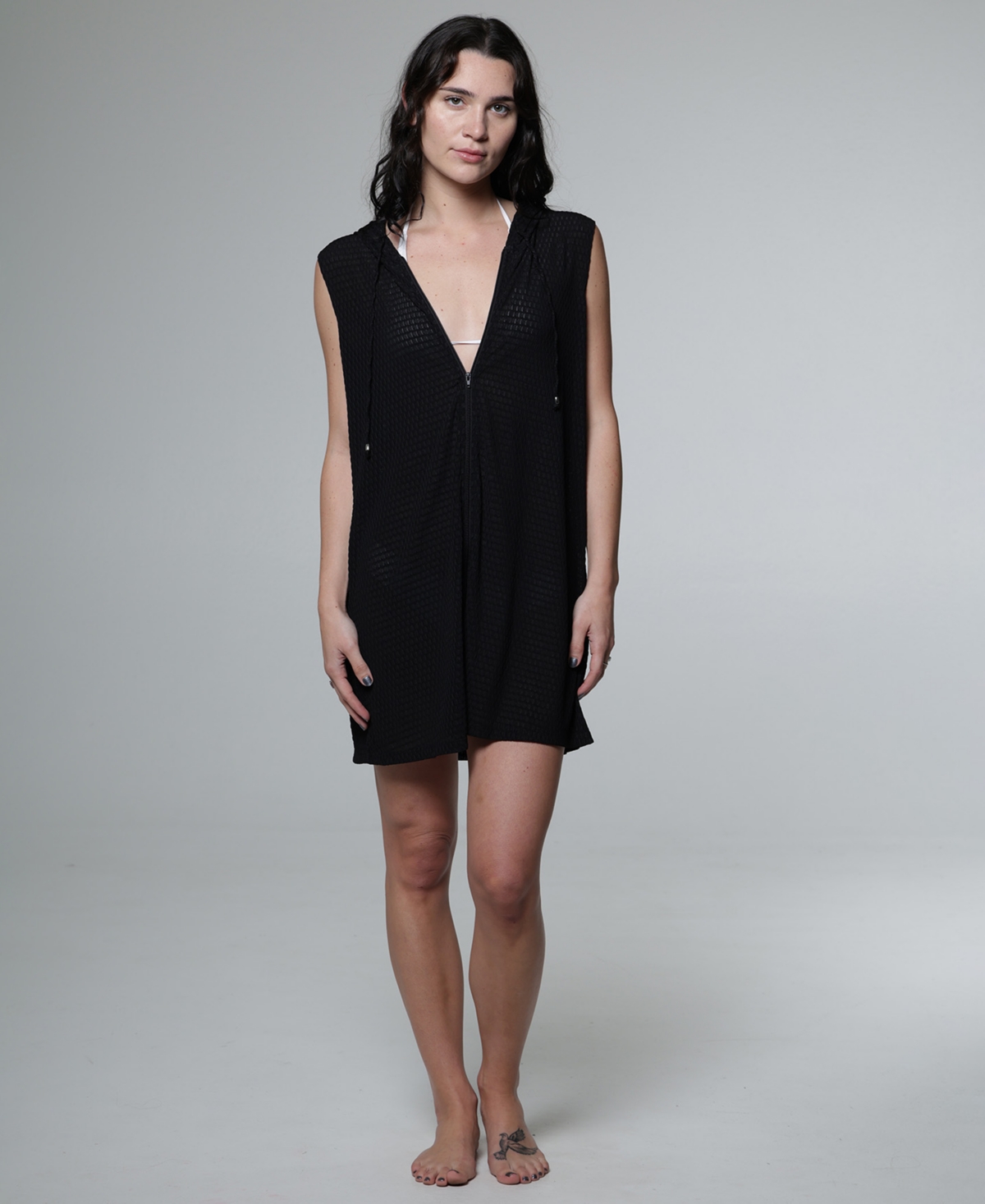 Click here for J Valdi Womens Sleeveless Zip-Up Swim Hoodie - Bla... prices