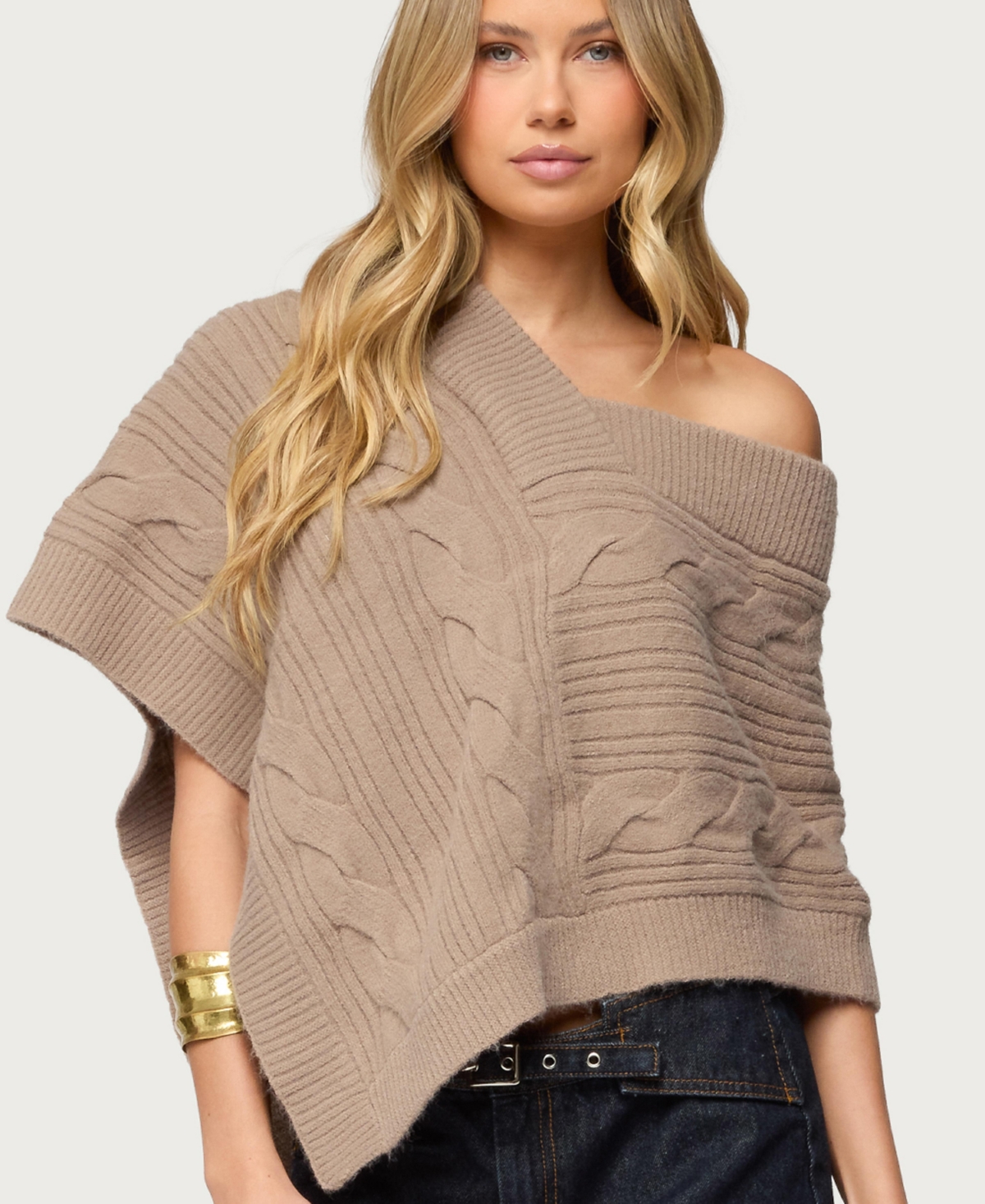 Click here for Edikted Womens Vickey Cable Knit Poncho - Brown prices