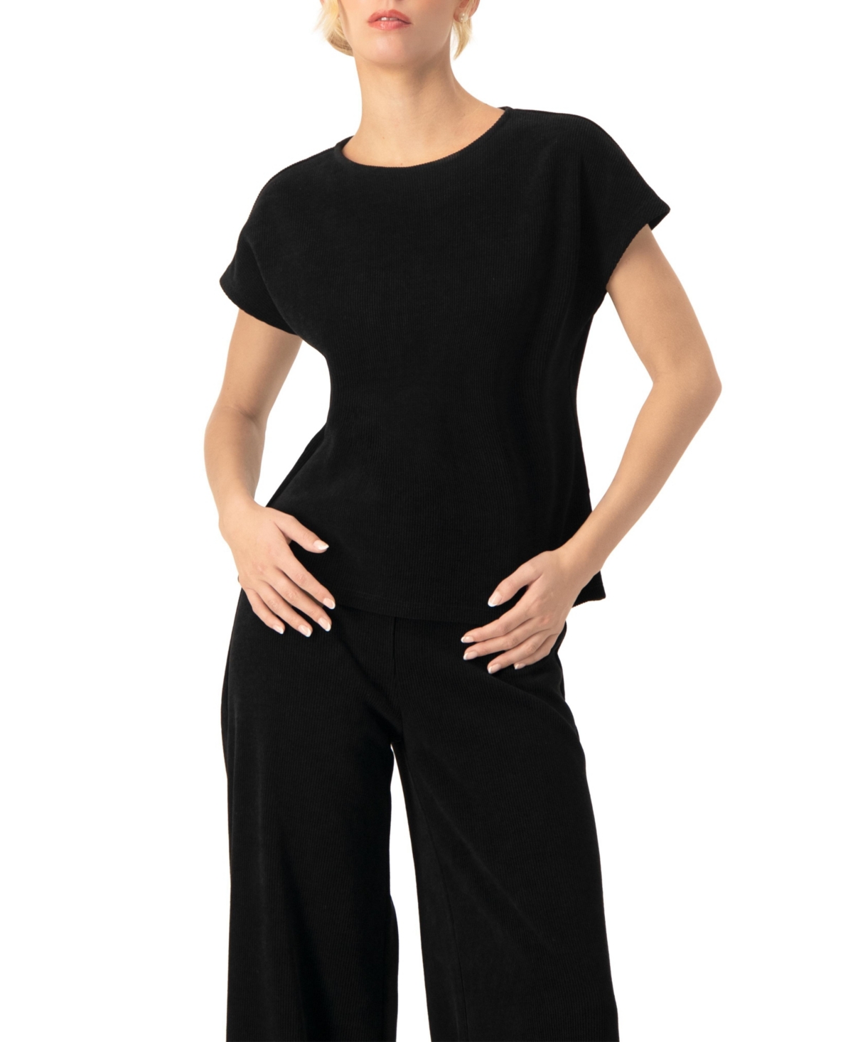 Click here for Ivonne Womens Corduroy Off-Shoulder Top - Black prices